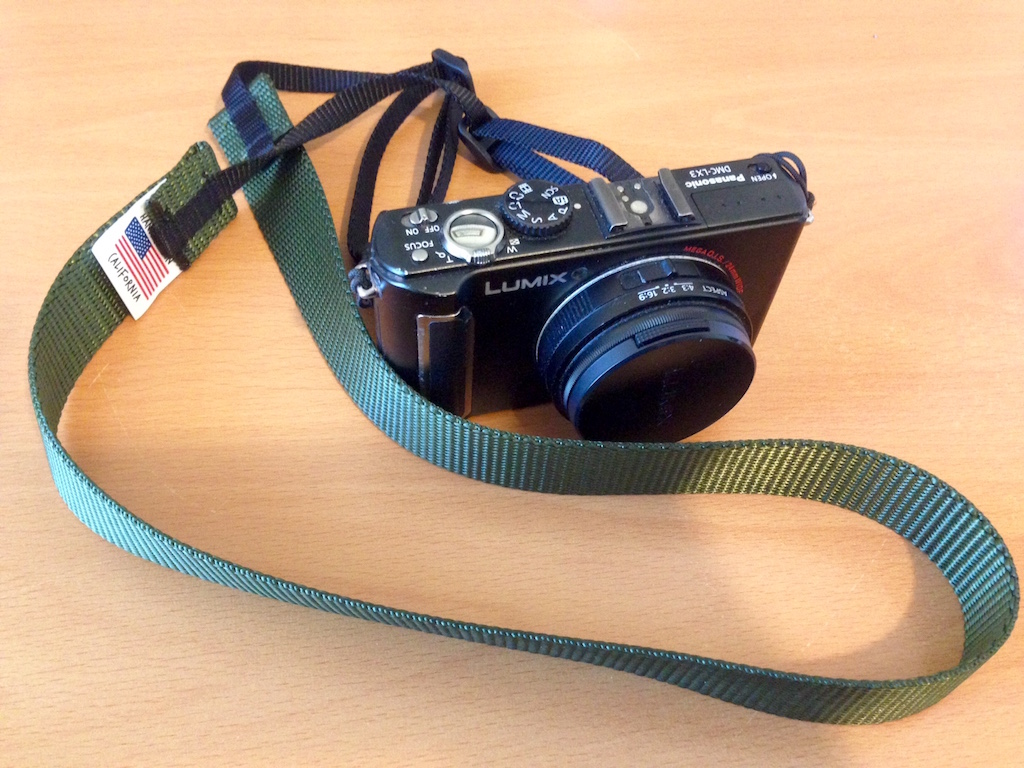 Thinking about cameras & a quick review of the Road Runner Bags Camera ...